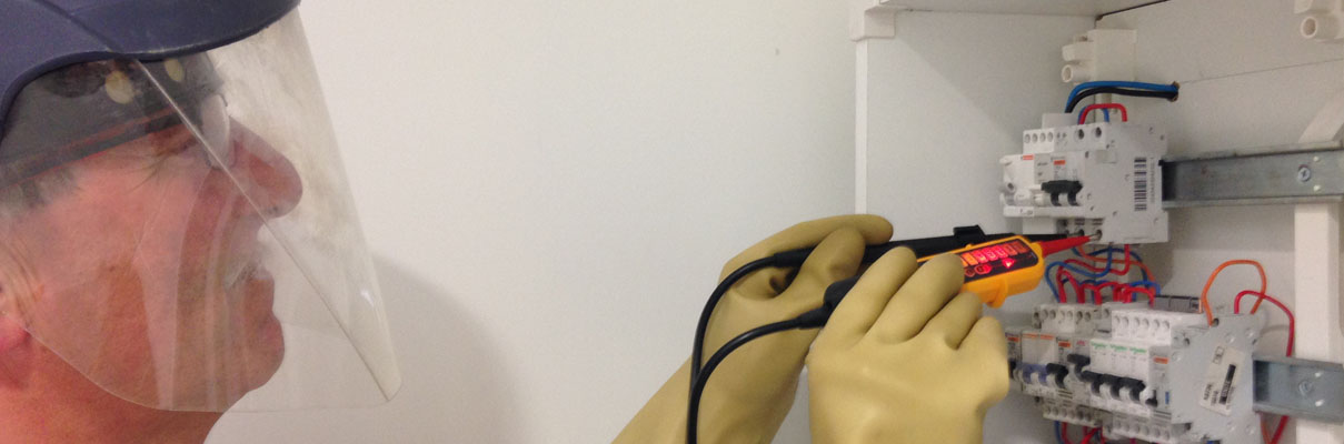 HABILITATION ÉLECTRIQUE – TRAVAUX ET INTERVENTIONS B1, B1V, B2, B2V, BR ...